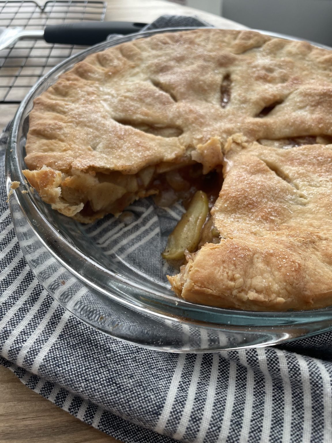 Remarkably Delicious Apple Pie Recipe - A Simple Life Home